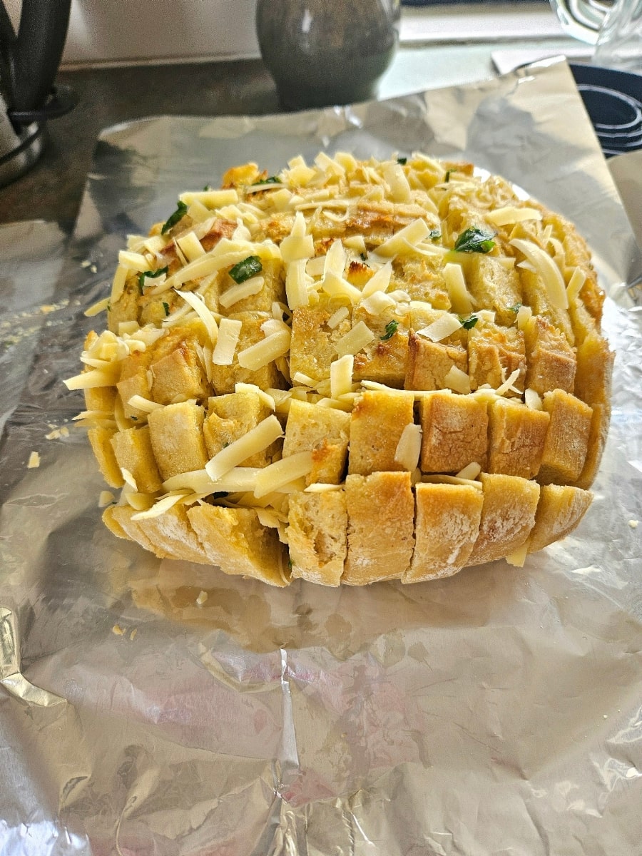 How To Be A Good Host For House Guests - The homey lif3