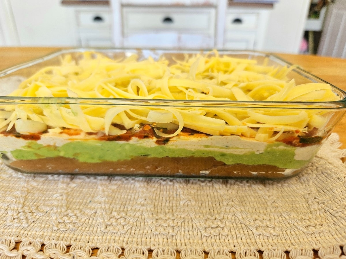 Easy Homemade Layered Bean Dip - The homey lif3